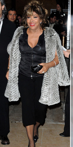 Las invitadas al front row de Armani Privé, con Elsa Pataky con look ...