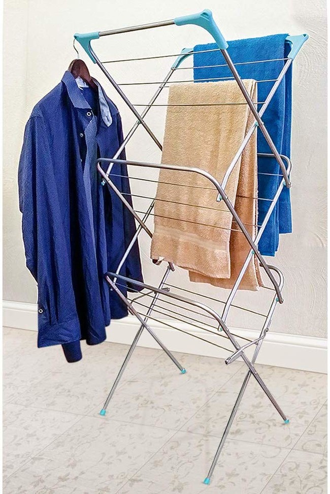 Con estos 13 tendedores, tender la ropa en el interior de tu casa no ...