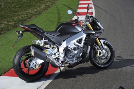 Aprilia Tuono V4 R, galería, vídeo y datos oficiales