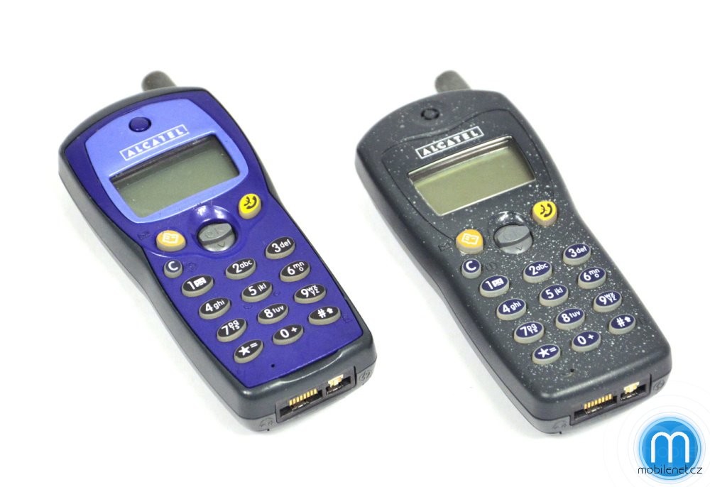 Cinco móviles que marcaron el año 2000