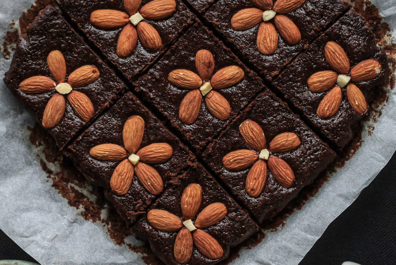 Redescubre la almendra, el fruto seco más popular: sus propiedades ...