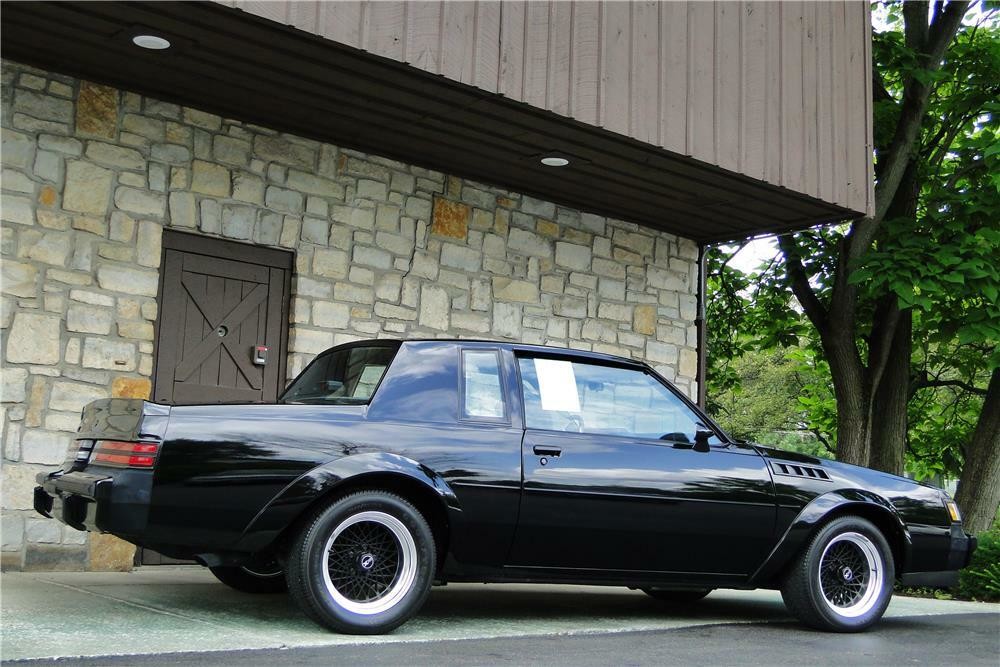 Buick GNX: la historia del deportivo desarrollado junto a McLaren