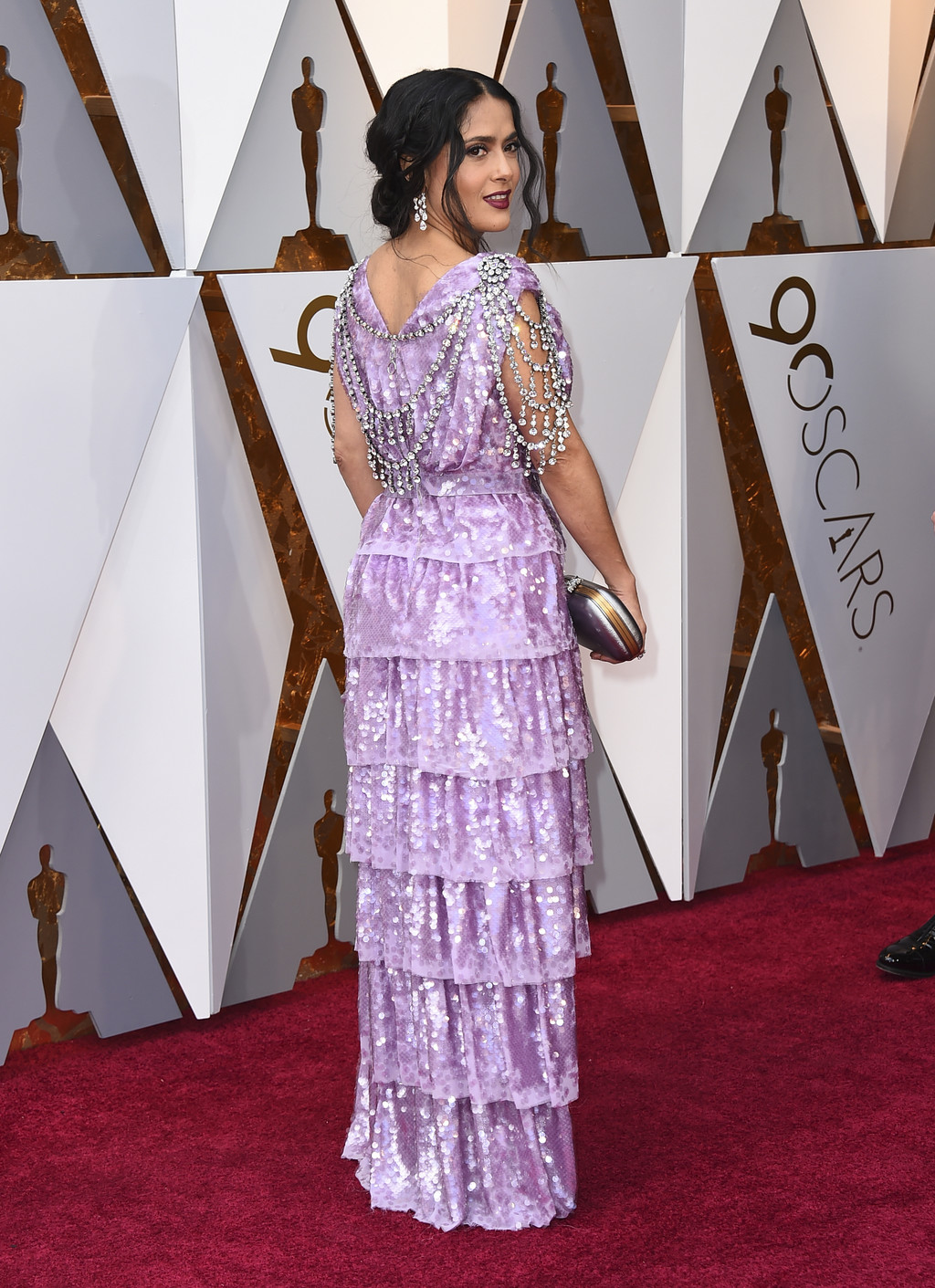 Oscar 2018: Salma Hayek se pone todo encima y consigue un look muy hortera