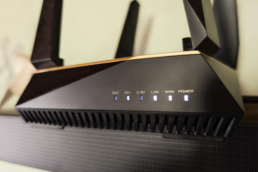 Ni WiFi ni cable ethernet: otras tres maneras de llevar Internet a cualquier habitación de tu casa