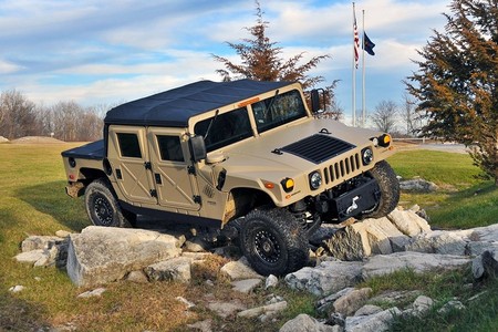 Humvee C-Series, 25 años después de su nacimiento, Bob Lutz resucita al ...