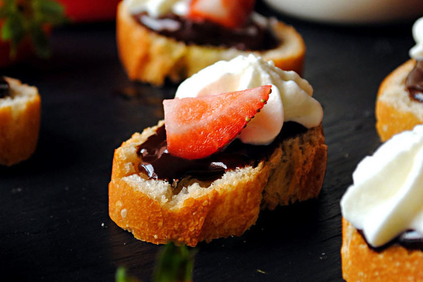 Merienda de pan con chocolate: receta de cocina fácil, sencilla y deliciosa