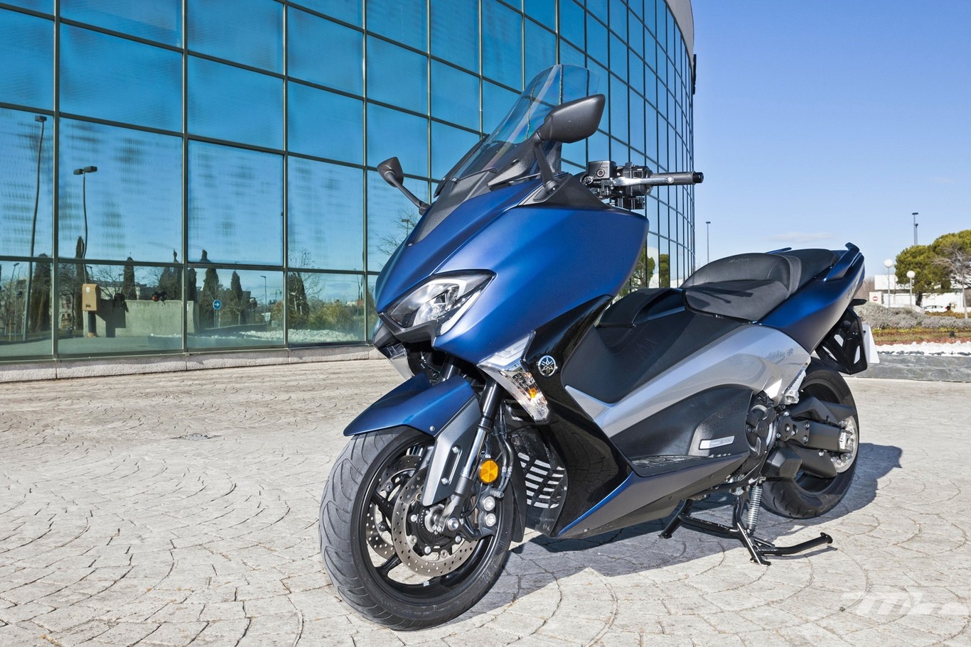 Yamaha TMax 2018 prueba: el scooter más lujoso y sofisticado no al ...