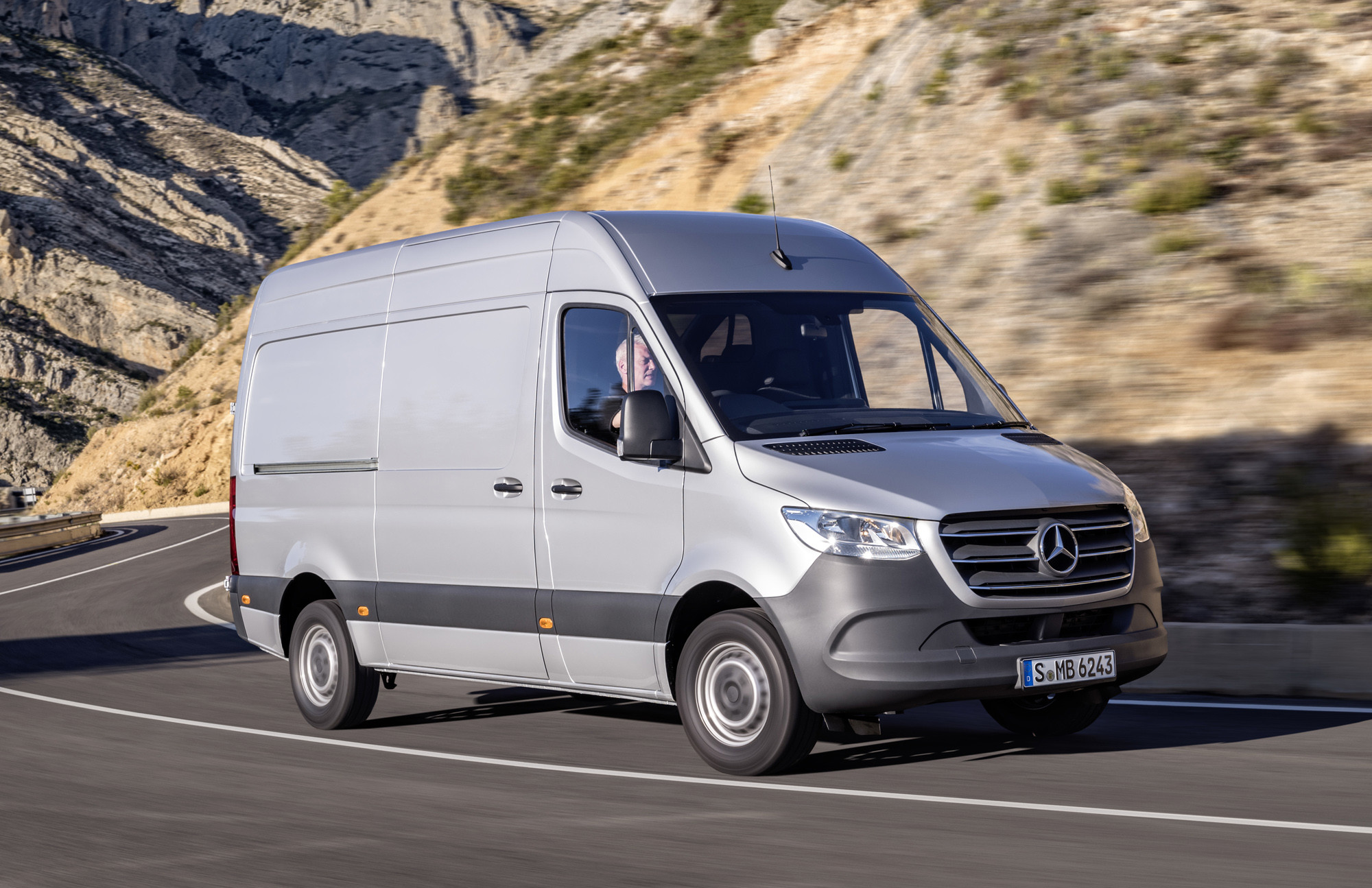 Mercedes-Benz Sprinter 2018: más capaz, pero también más turismo que nunca