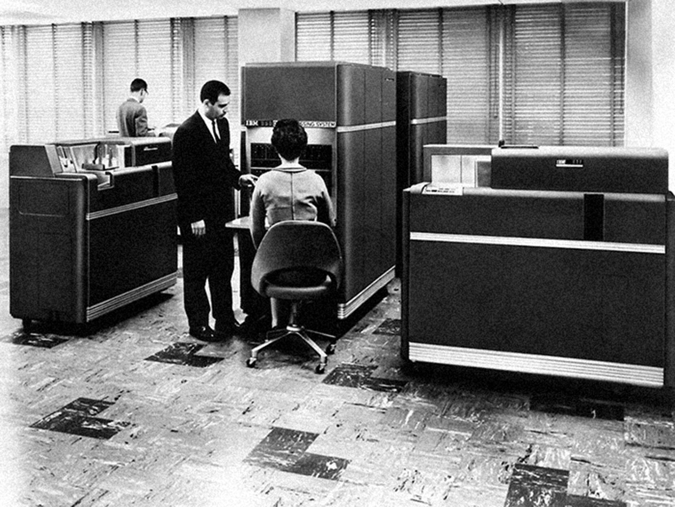 La historia de la primera computadora de México: un equipo de 900 kilos ...