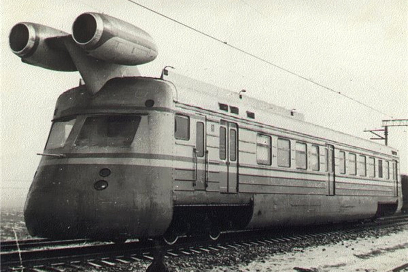Un tren a reacción en la Unión Soviética de los años 70. ¿Qué podría ...