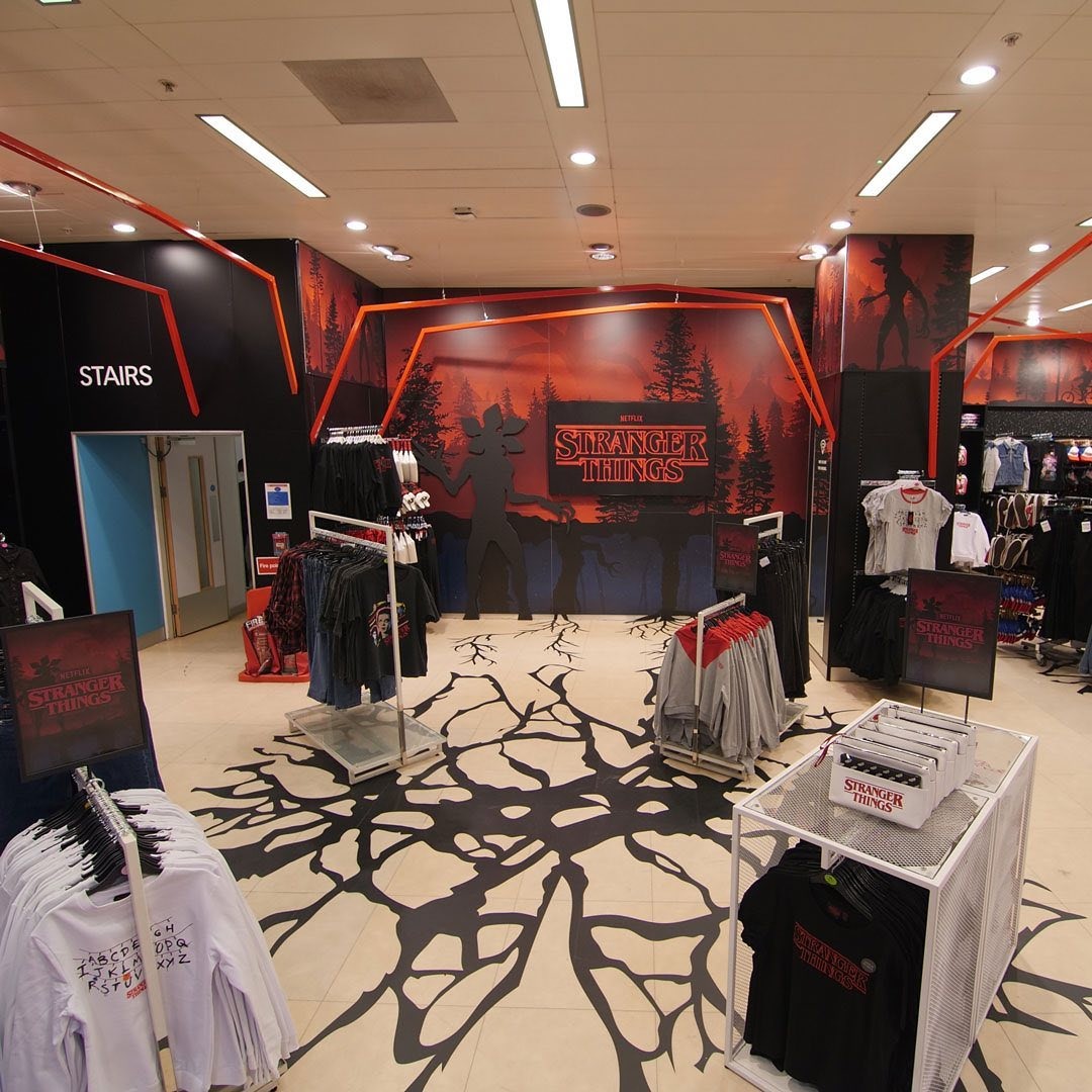 Primark nos traslada a Hawkins con una completa colección dedicada a ...