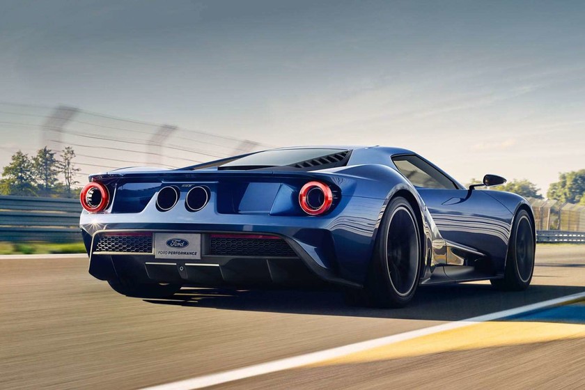 Video: el Ford GT es más rápido que un Porsche 918 Spyder en un circuito