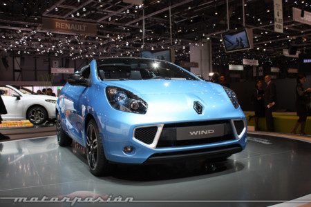 Renault Wind, en busca del cabrio accesible