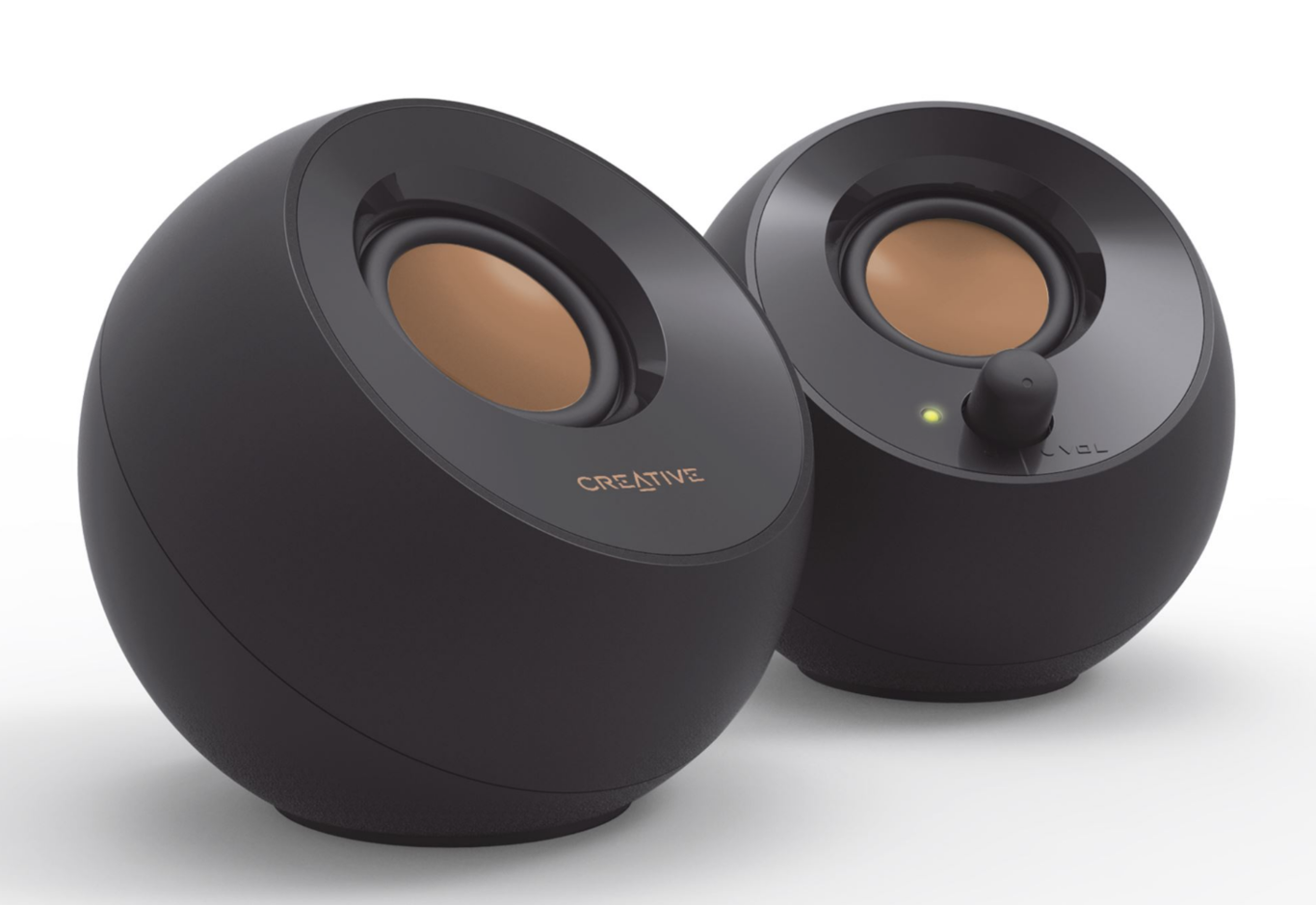 Creative Pebble, dos altavoces asequibles de cuidado diseño para usar en nuestro escritorio