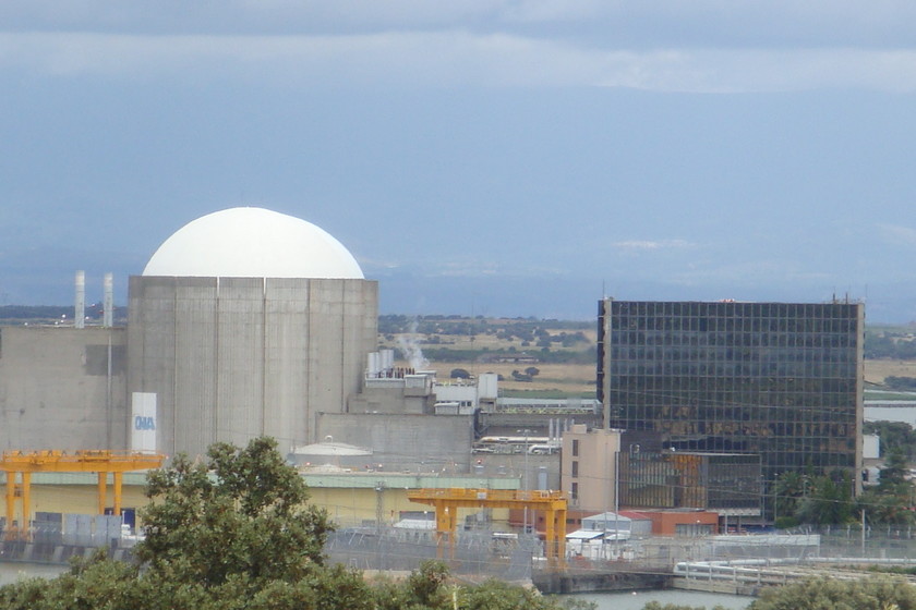 La central nuclear de Almaraz no se cierra: un acuerdo in extremis ...