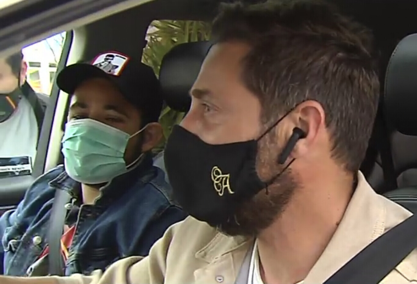 David Flores Jr, dispuesto a renunciar a la pensión si sus padres paran ...