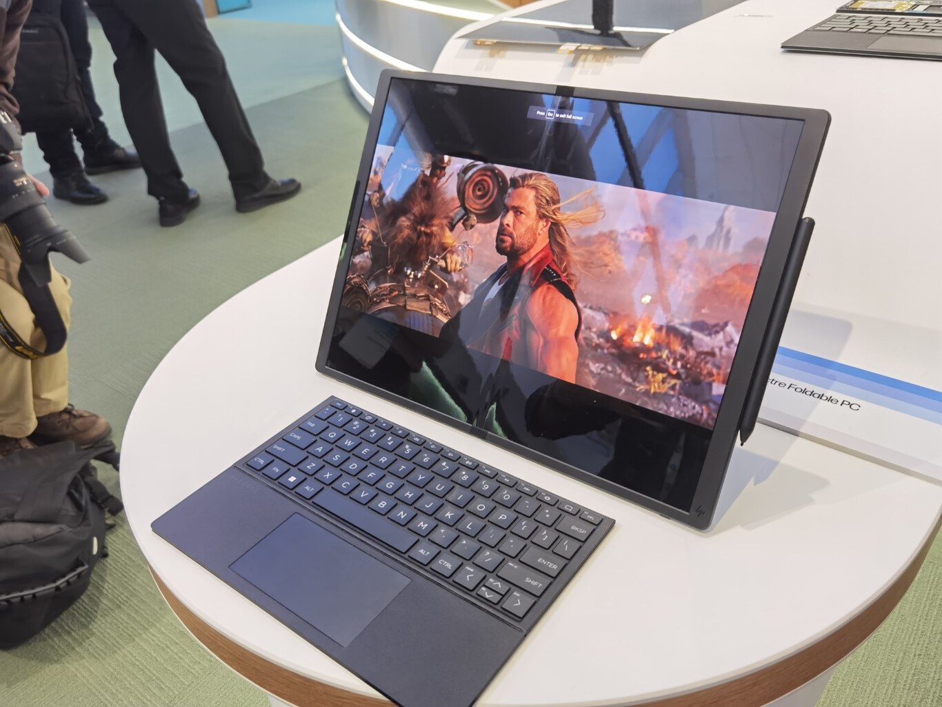 HP Spectre Foldable y HP Envy Move, primeras impresiones: sorpresa, el ...