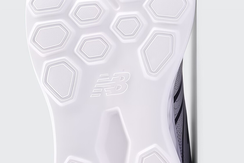 El Corte Inglés liquida en sus rebajas las zapatillas New Balance que ...