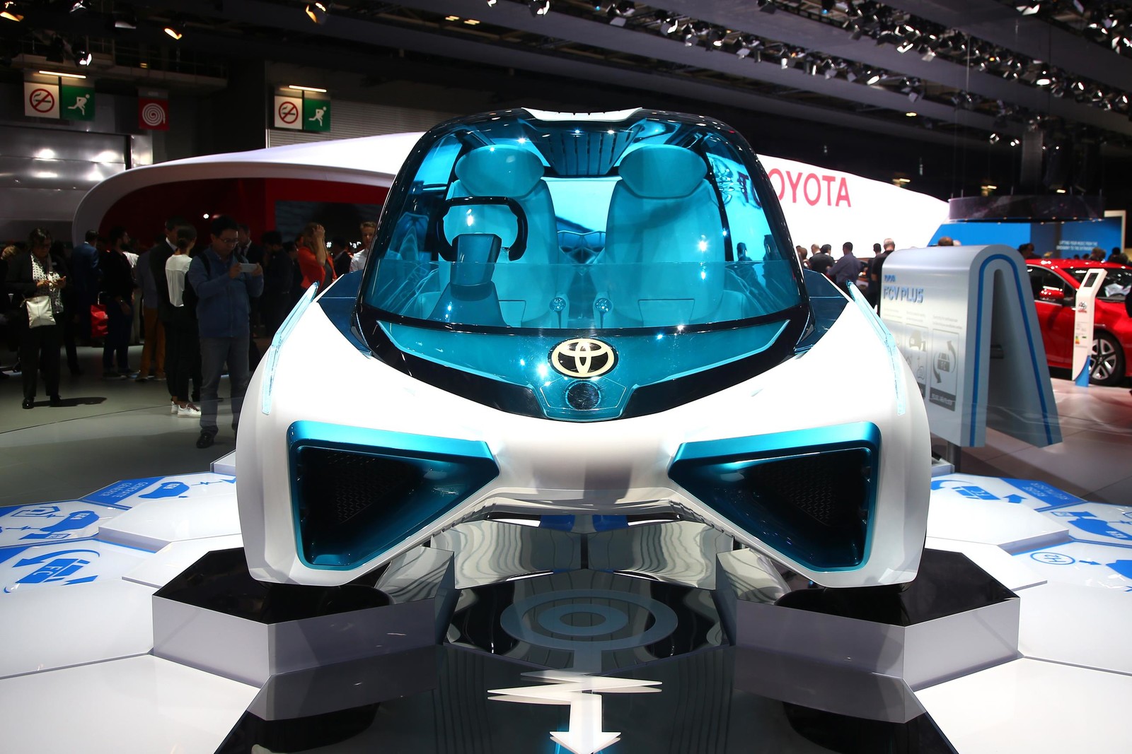Toyota FCV Plus Concept, o la apuesta por un aire más limpio y unas ciudades menos saturadas de ...