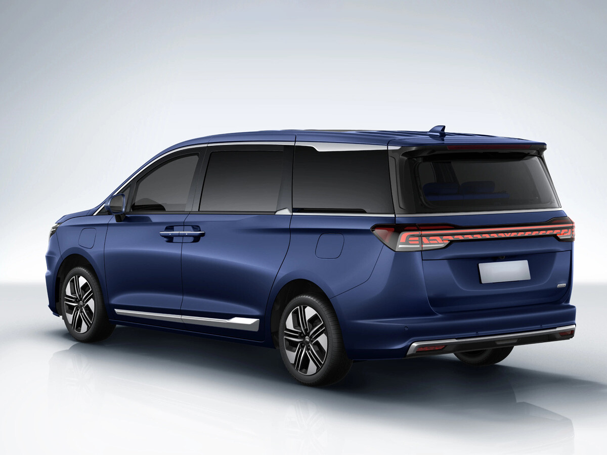 Espaciosa miniván armada en México, la más barata de todas y con motor ...