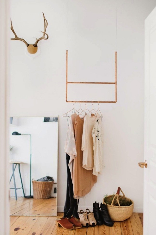 17 ideas decorativas a buen precio para guardar la ropa si no tienes ...