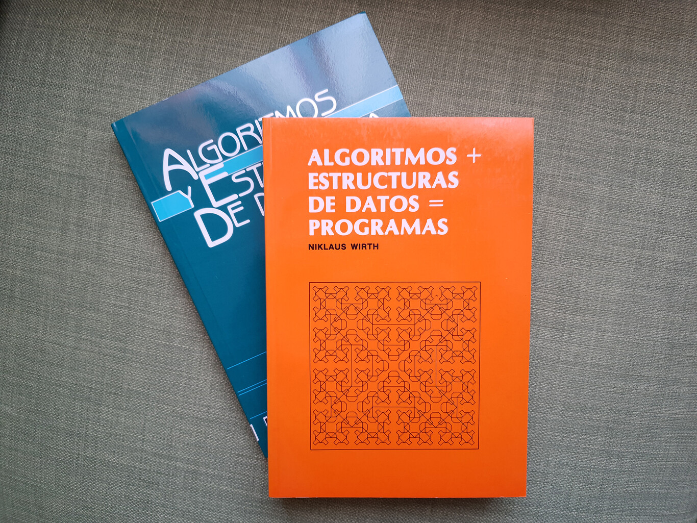 Por qué Niklaus Wirth y su obra cumbre, el lenguaje Pascal, siguen ...