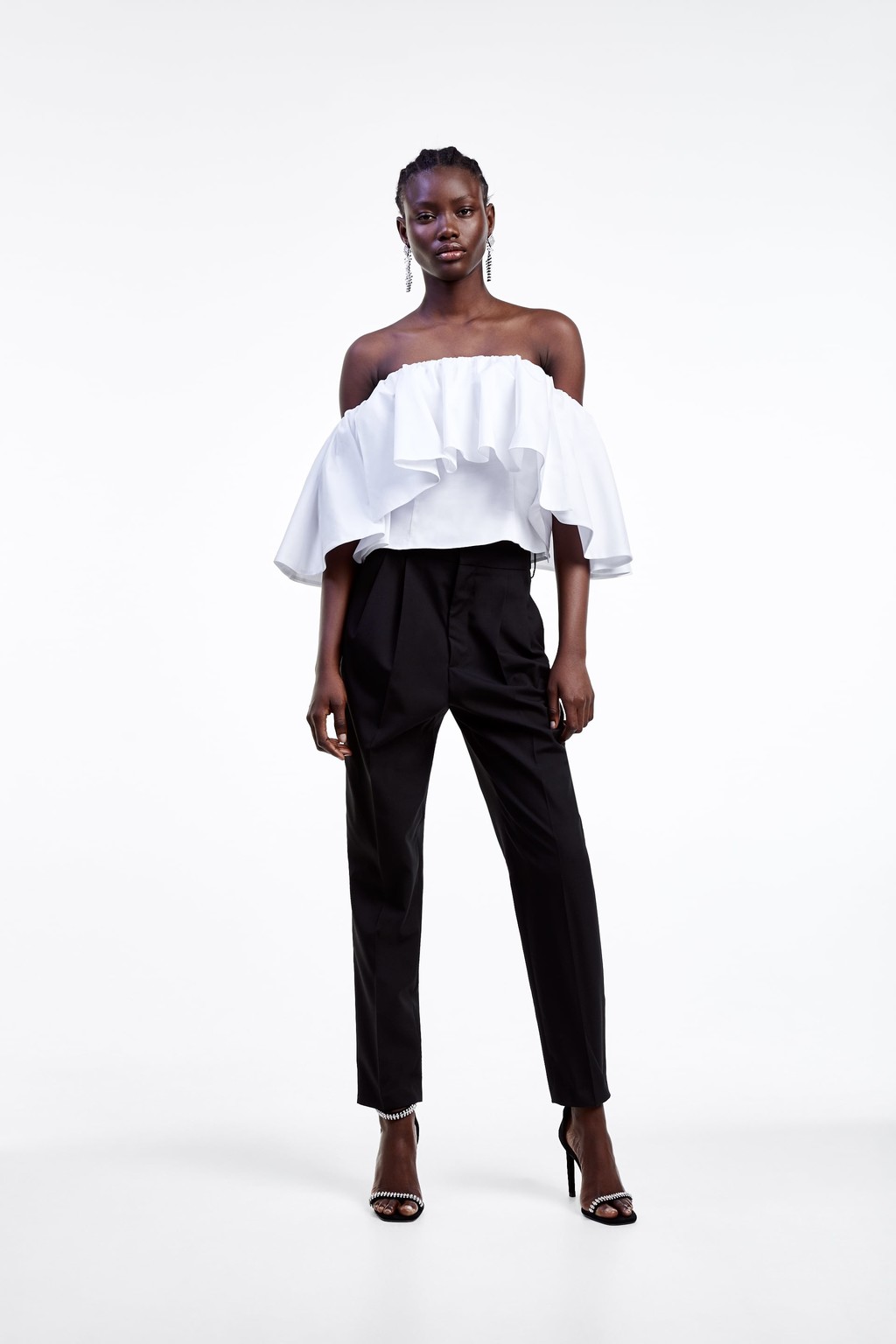 Zara tiene los 15 tops más bonitos de la temporada, tanto que vas a ...