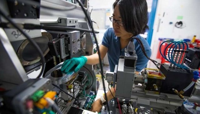 La IA ya permite encontrar nuevos materiales cientos de veces más ...