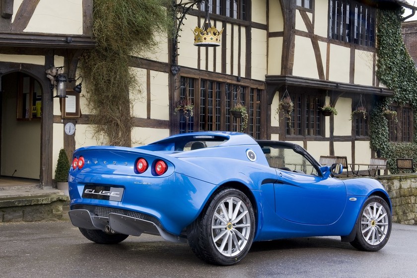 Lotus estrenará dos nuevos modelos en 2020