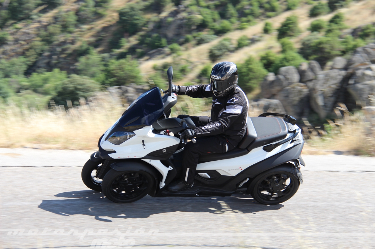 Quadro4, así es la curiosa experiencia de conducir el único scooter de cuatro ruedas