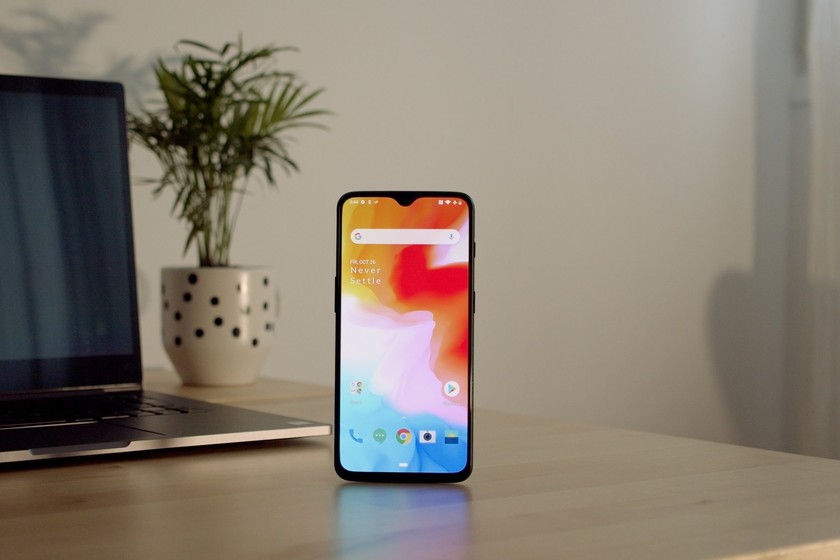 OnePlus 6T, con 8GB de RAM y 128GB de almacenamiento, por 499 euros ...