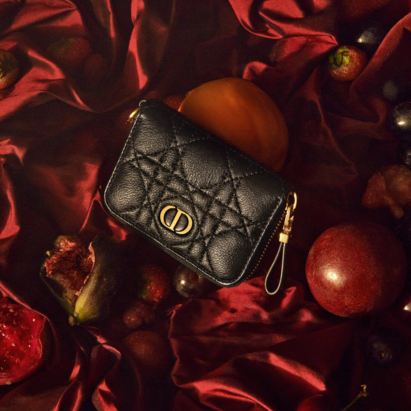 Dior nos enamora con su colección de accesorios y relojes de Alta ...
