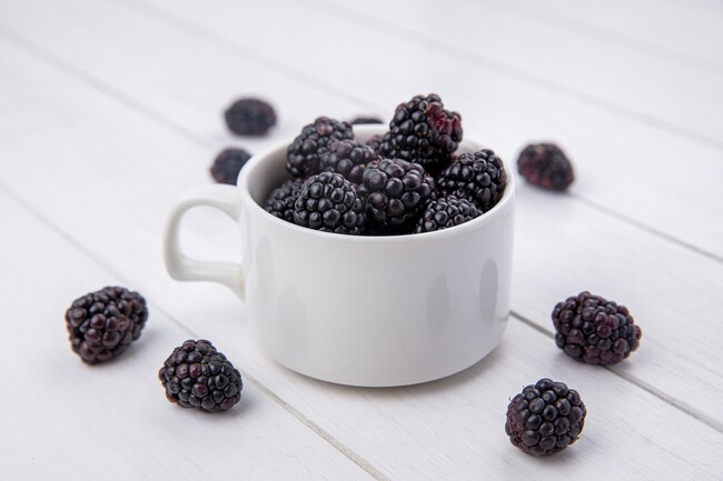 Los 5 alimentos que recomienda Marta Marcè en la menopausia para ...