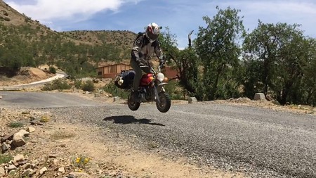 Monkey Run, la loca aventura en Monkey Bike por Marruecos