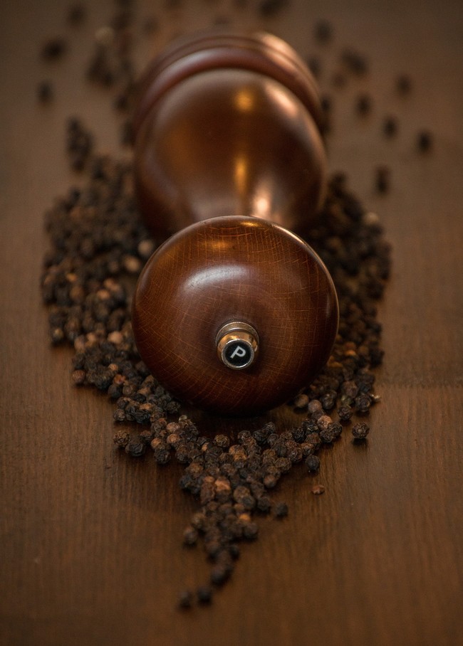 Guía básica de pimientas: cuántos tipos hay y cómo utilizarlas