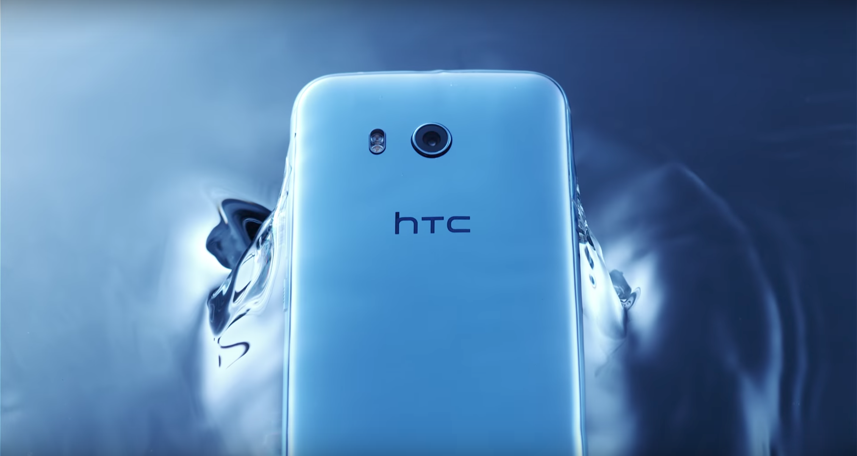 HTC U11, el teléfono de gama alta que se deja apretar