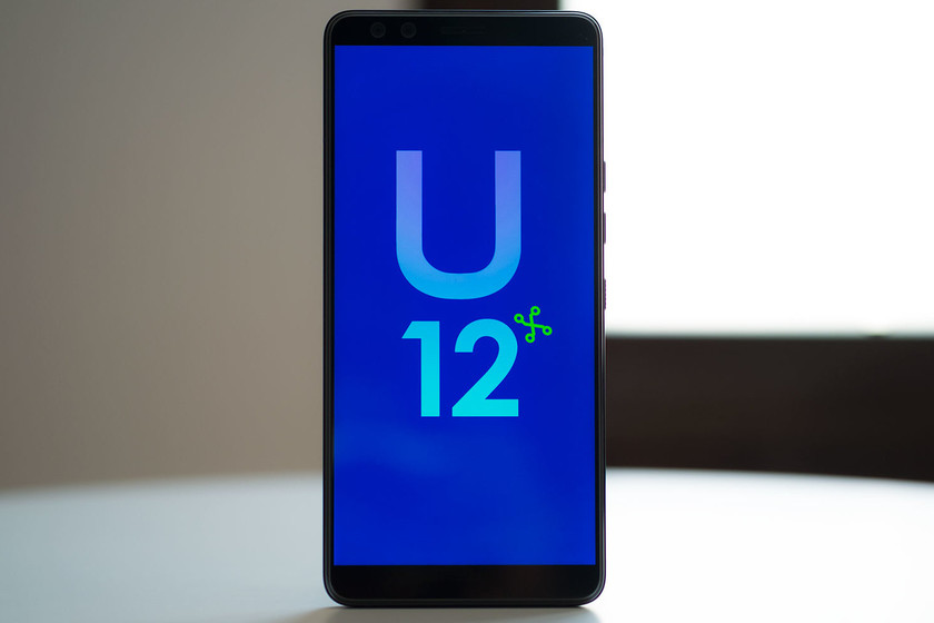 HTC U12+, análisis. Review con características, precio y especificaciones.