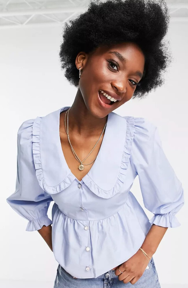 Nuria Roca y la camisa de cuello chelsea que deseamos: tres modelos ...