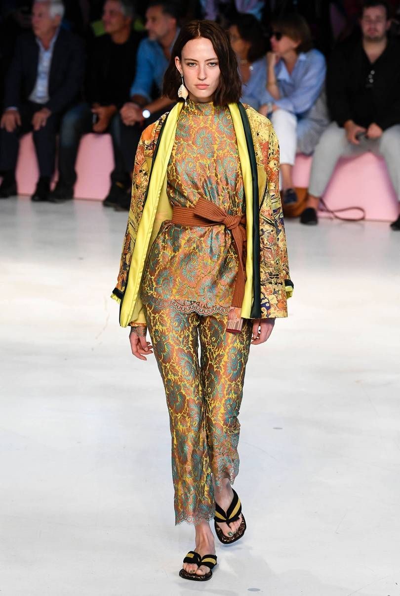 Tendencias primavera/verano 2020: las 9 prendas imprescindibles si ...