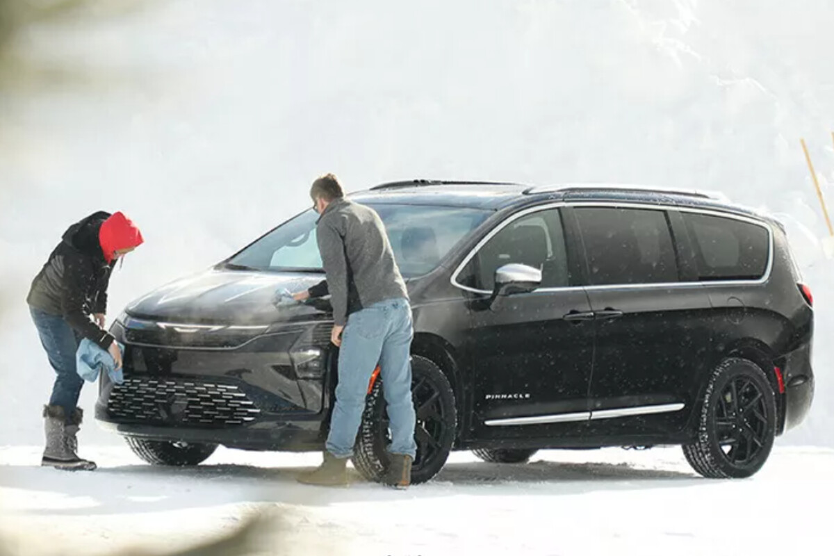 Chrysler regresa con su único modelo superviviente: su icónica miniván ...