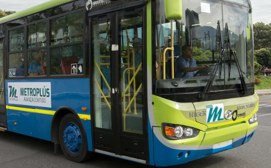 Todos los buses del sistema Metroplús de Medellín serán eléctricos para ...