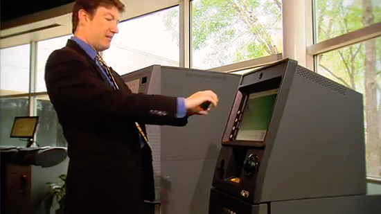 NCR desarrolla un sistema de retirada de dinero en cajeros automáticos ...