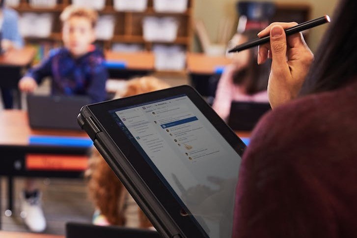 Microsoft apuesta en grande en la educación: cursos en realidad virtual ...