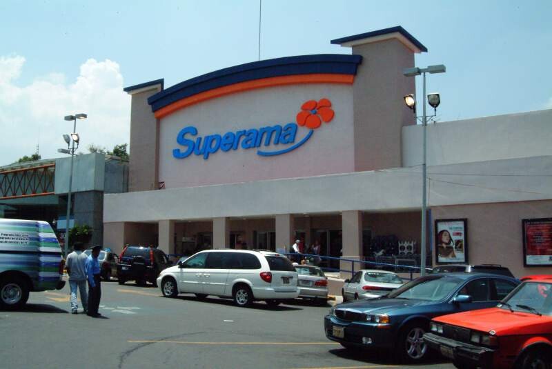 Superama desaparecerá en México, se convertirá en Walmart Express