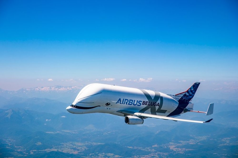 Una ballena voladora: así fue el primer vuelo del Airbus BelugaXL, uno ...