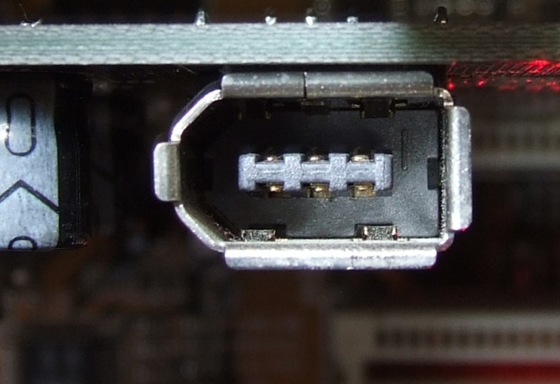 FireWire: qué es, qué tipos hay y cuáles son sus características