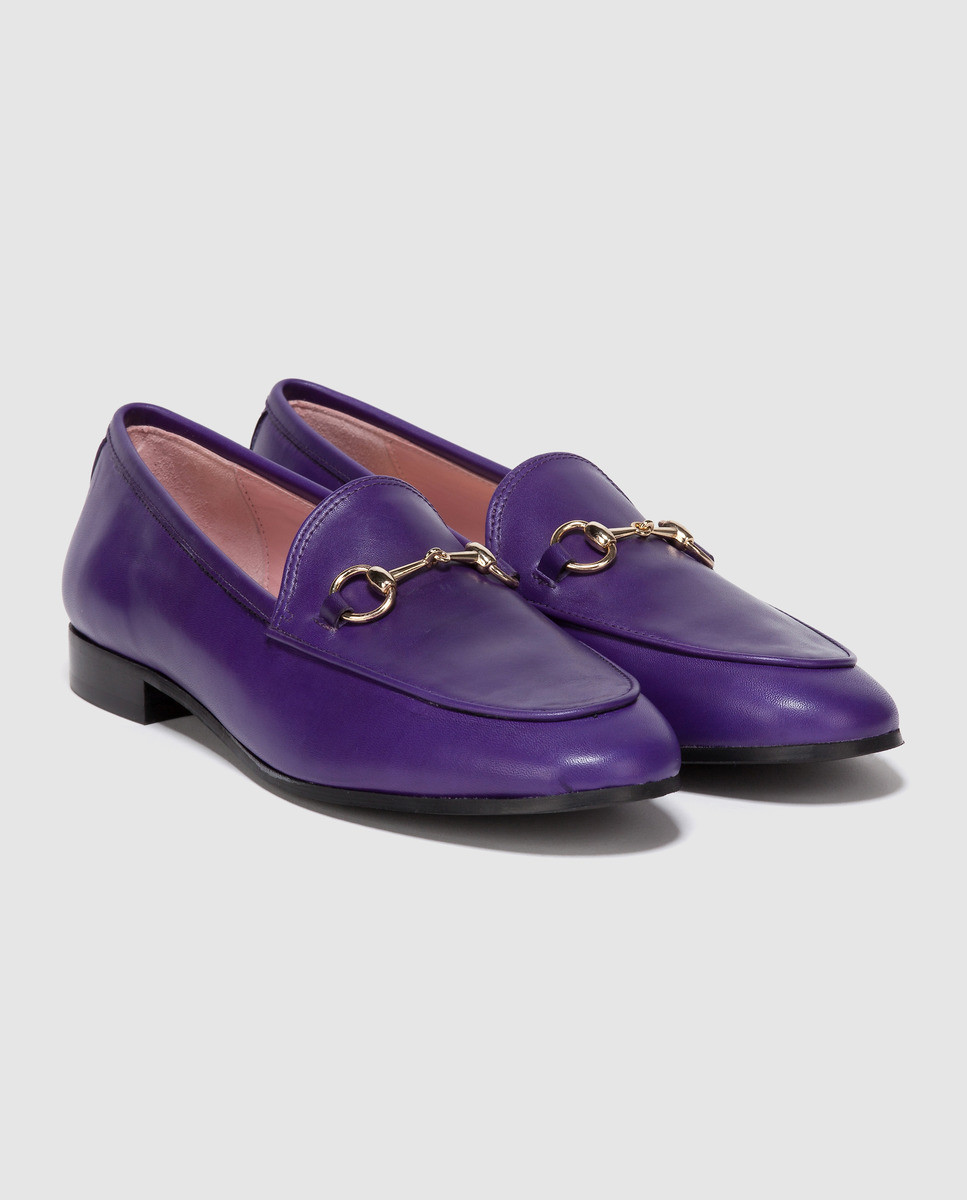 El street style así lo afirma: el morado es el color rey esta temporada ...