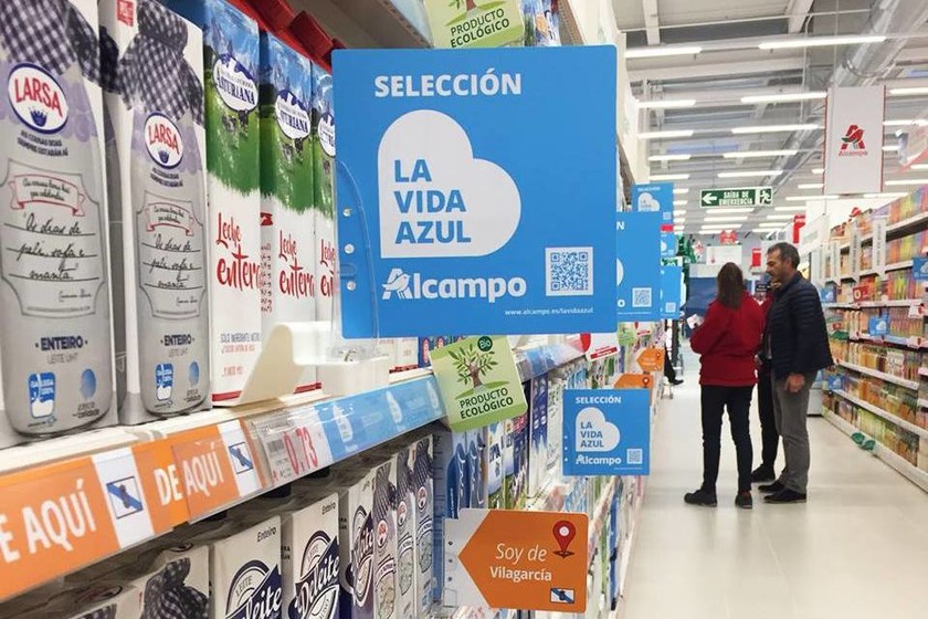 Alcampo rectifica y pide disculpas por su selección de productos azules