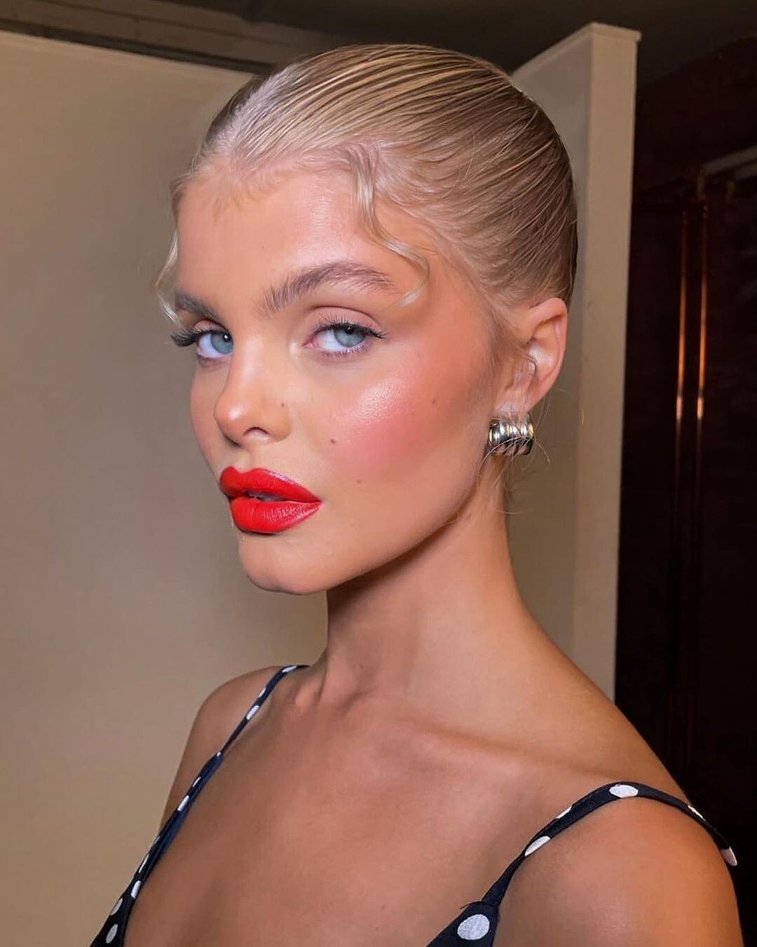 El mejor maquillaje para pelo rubio según los expertos y con el que ...