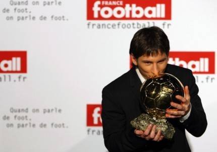 El estilo de Leo Messi: elegante dentro y fuera del campo